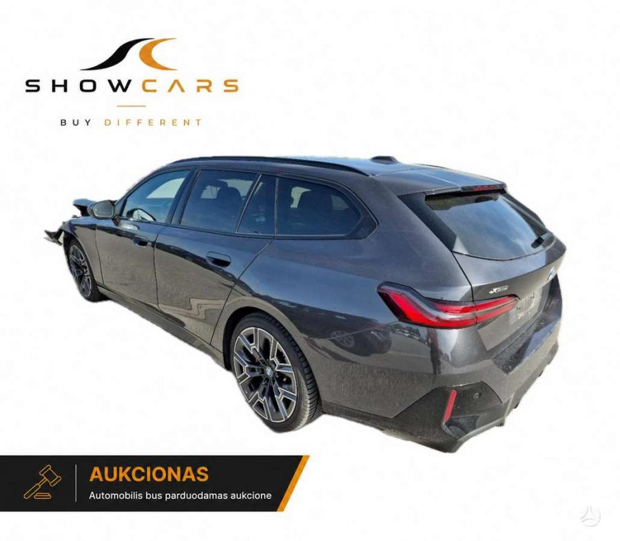 Grey BMW 540 2026 in Klaipeda, with an engine capacity of 2.99 L and mileage of 23 thousand km for 34250 €, photo 1 on AUTOMOTO.COM.LV