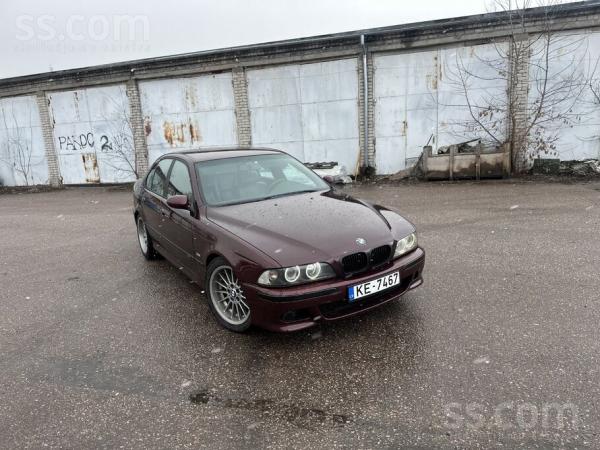 Sarkans BMW 540 1997 Rīga, ar dzinēja tilpumu 4.40 L un nobraukumu 279 tūkst. km par 7890 €, foto 2 vietnē AUTOMOTO.COM.LV