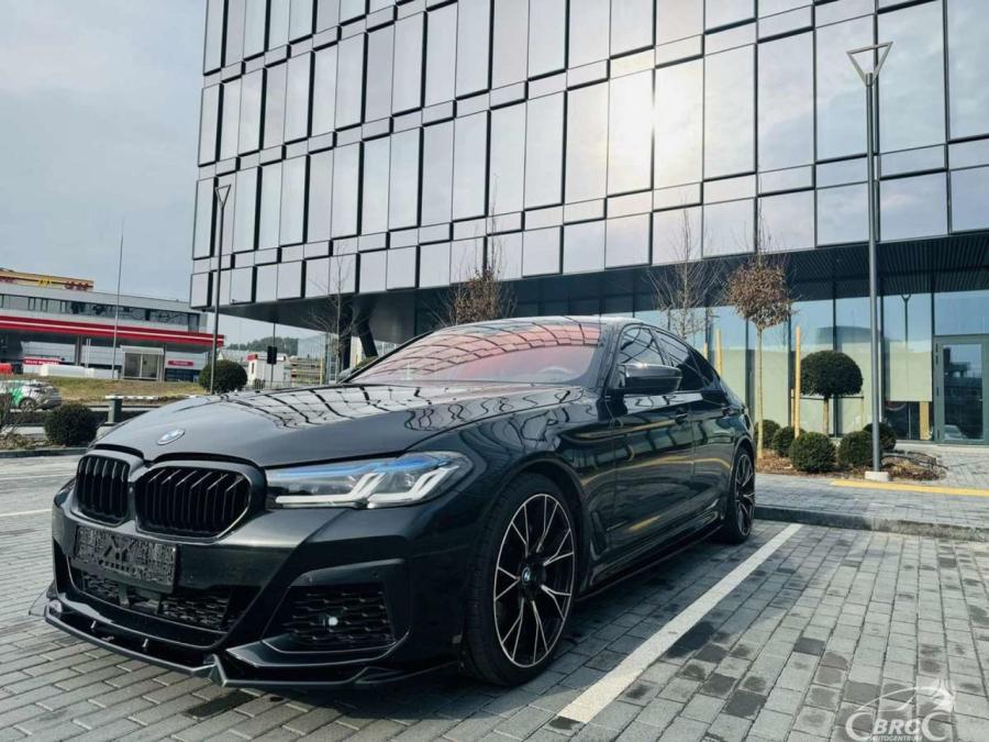 BMW 540 2018 in Vilnius, with an engine capacity of 3.00 L and mileage of 132 thousand km for 28900 €, photo 1 on AUTOMOTO.COM.LV