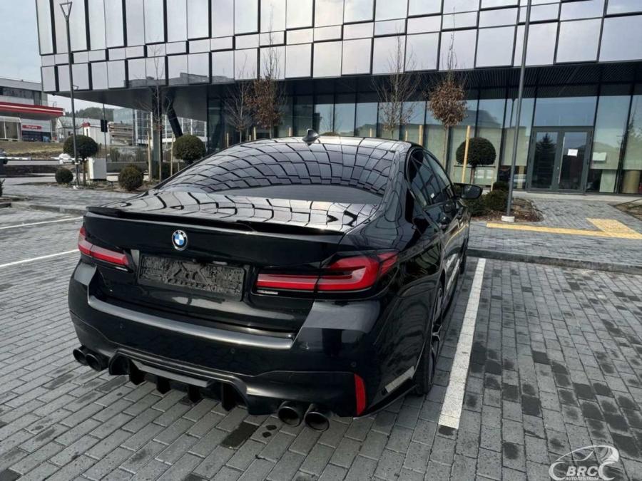 BMW 540 2018 in Vilnius, with an engine capacity of 3.00 L and mileage of 132 thousand km for 28900 €, photo 2 on AUTOMOTO.COM.LV