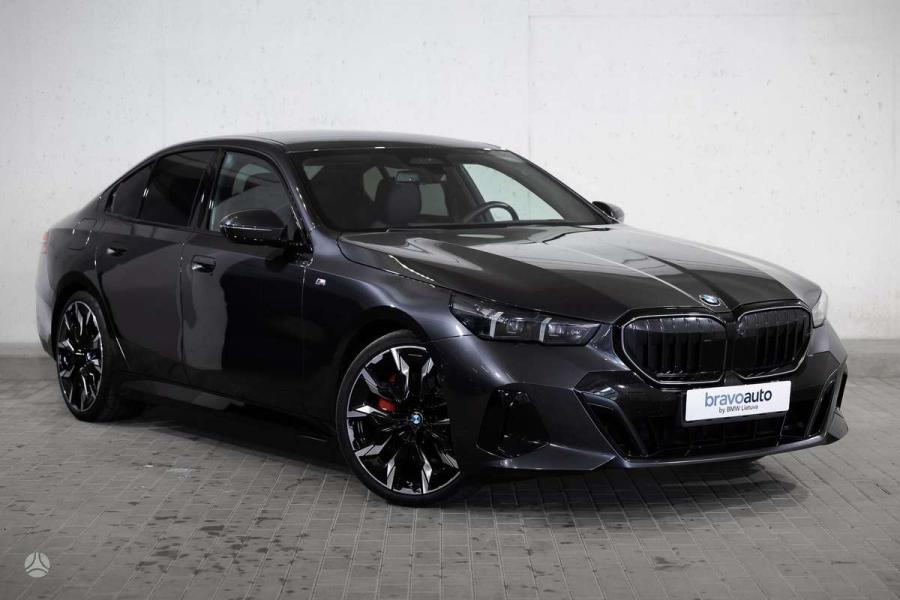BMW 540 2025 Viļņa, ar dzinēja tilpumu 3.00 L un nobraukumu 64 tūkst. km par 65771 €, foto 6 vietnē AUTOMOTO.COM.LV