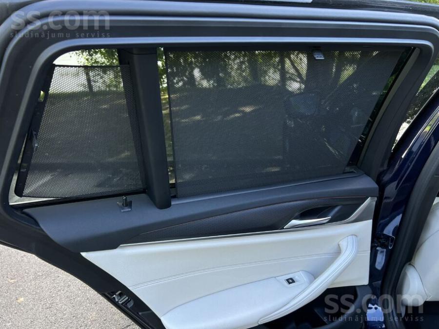 BMW 540 2021 in Riga, with an engine capacity of 3.00 L and mileage of 169 thousand km for 24700 €, photo 17 on AUTOMOTO.COM.LV