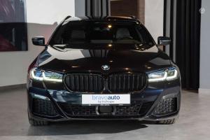 BMW 540 2022 in Kaunas, with an engine capacity of 3.00 L and mileage of 154 thousand km for 40977 €, photo 3 on AUTOMOTO.COM.LV