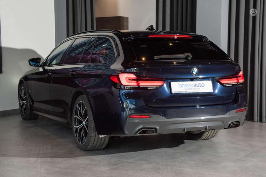 BMW 540 2022 in Kaunas, with an engine capacity of 3.00 L and mileage of 154 thousand km for 40977 €, photo 6 on AUTOMOTO.COM.LV