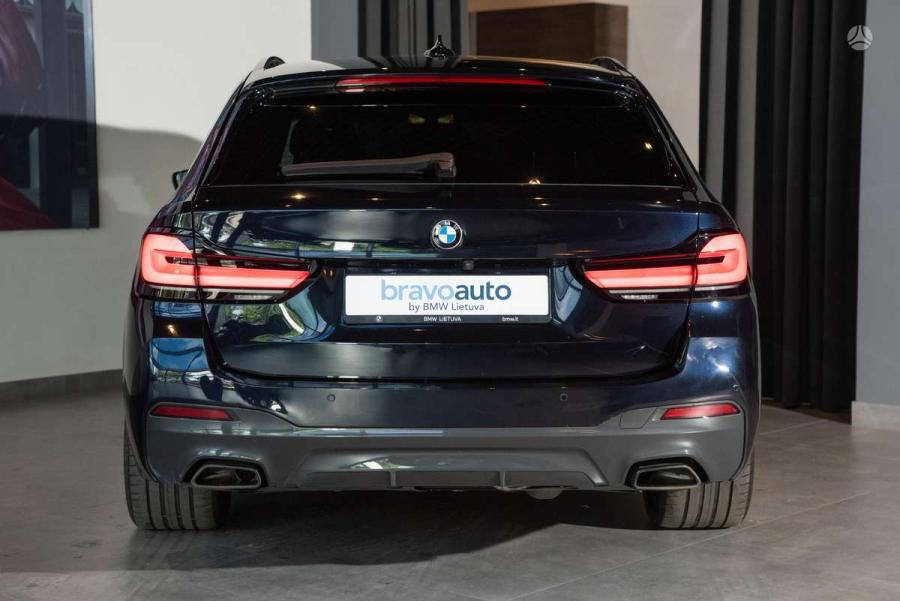 BMW 540 2022 in Kaunas, with an engine capacity of 3.00 L and mileage of 154 thousand km for 40977 €, photo 7 on AUTOMOTO.COM.LV