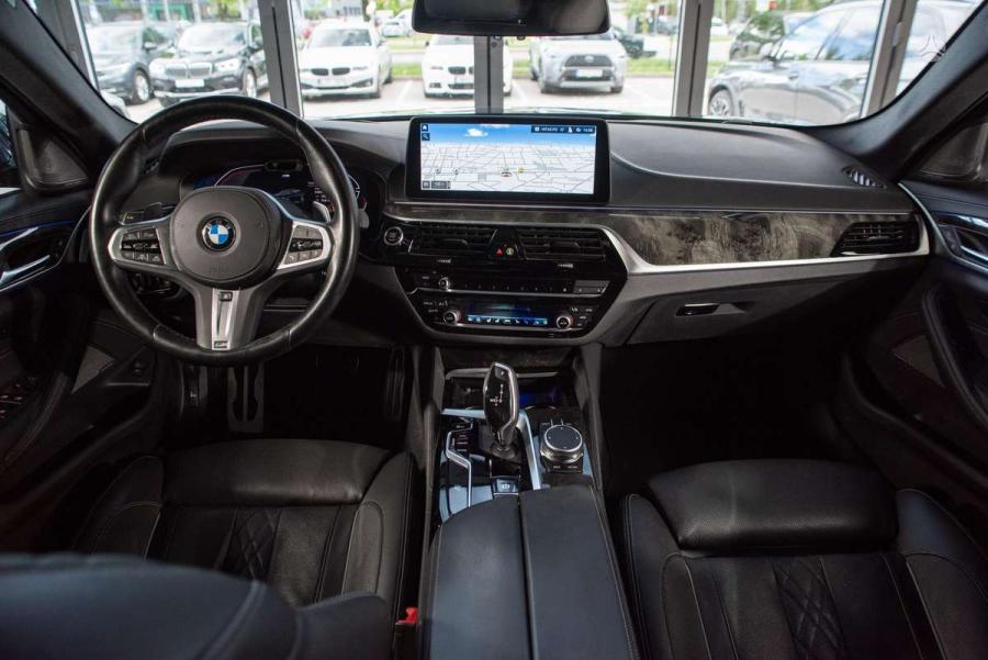 BMW 540 2022 in Kaunas, with an engine capacity of 3.00 L and mileage of 154 thousand km for 40977 €, photo 24 on AUTOMOTO.COM.LV