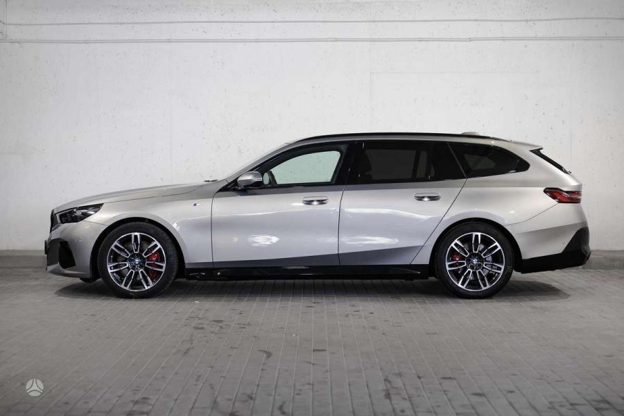 BMW 540 2025 Viļņa, ar dzinēja tilpumu 3.00 L un nobraukumu 65 tūkst. km par 61991 €, foto 7 vietnē AUTOMOTO.COM.LV