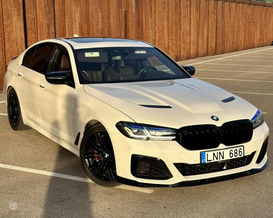 Balts BMW 540 2017 Kauņa, ar dzinēja tilpumu 3.00 L un nobraukumu 262 tūkst. km par 24999 €, foto 2 vietnē AUTOMOTO.COM.LV