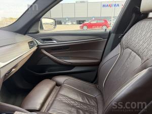 Balts BMW 540 2017 Rīga, ar dzinēja tilpumu 3.00 L un nobraukumu 155 tūkst. km par 28900 €, foto 10 vietnē AUTOMOTO.COM.LV