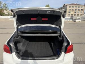 Balts BMW 540 2017 Rīga, ar dzinēja tilpumu 3.00 L un nobraukumu 155 tūkst. km par 28900 €, foto 16 vietnē AUTOMOTO.COM.LV
