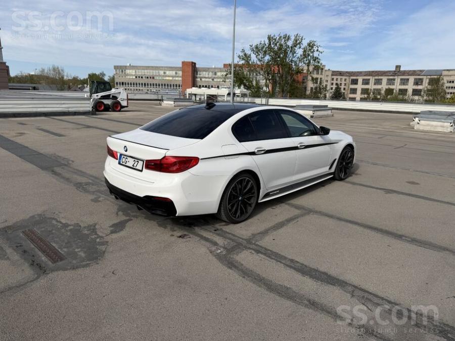 Balts BMW 540 2017 Rīga, ar dzinēja tilpumu 3.00 L un nobraukumu 155 tūkst. km par 28900 €, foto 20 vietnē AUTOMOTO.COM.LV