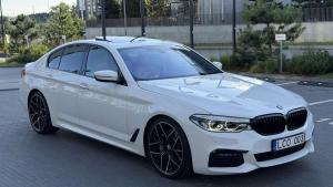 White BMW 540 2017 in Vilnius, with an engine capacity of 3.00 L and mileage of 140 thousand km for 25500 €, photo 4 on AUTOMOTO.COM.LV