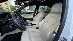 White BMW 540 2017 in Vilnius, with an engine capacity of 3.00 L and mileage of 140 thousand km for 25500 €, photo 14 on AUTOMOTO.COM.LV