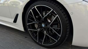 White BMW 540 2017 in Vilnius, with an engine capacity of 3.00 L and mileage of 140 thousand km for 25500 €, photo 24 on AUTOMOTO.COM.LV
