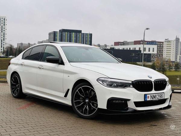 White BMW 540 2018 in Vilnius, with an engine capacity of 3.00 L and mileage of 140 thousand km for 28500 €, photo 2 on AUTOMOTO.COM.LV
