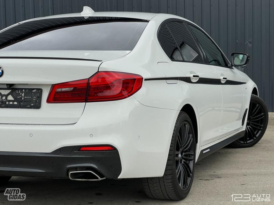 Balts BMW 540 2018 Tauragė, ar dzinēja tilpumu 3.00 L un nobraukumu 247 tūkst. km par 22990 €, foto 12 vietnē AUTOMOTO.COM.LV
