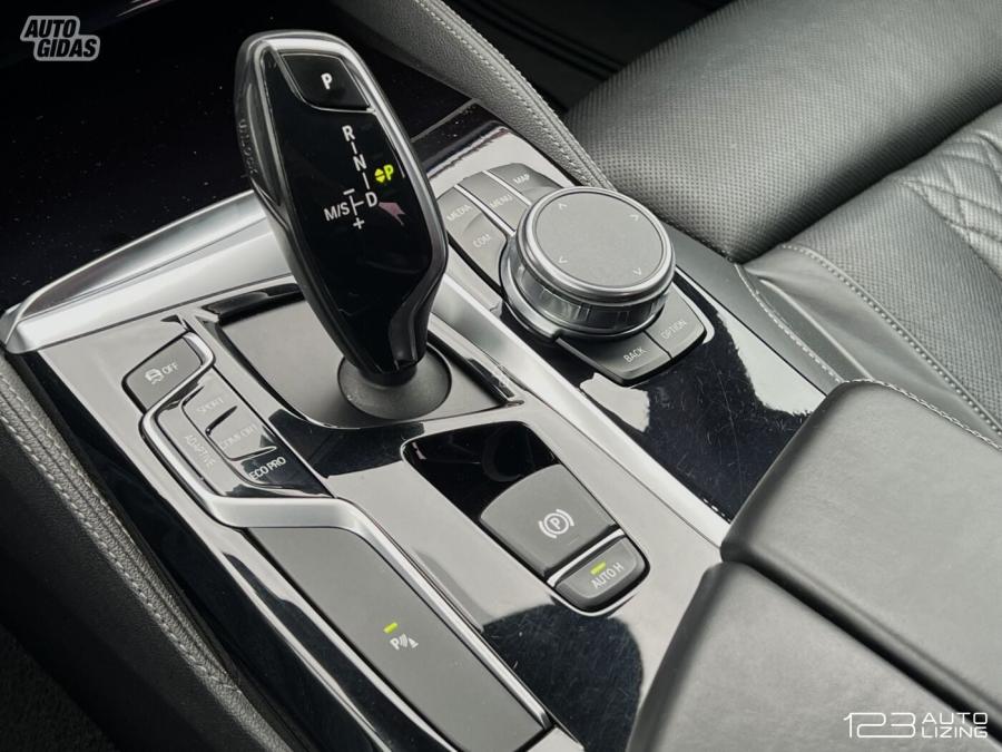 Balts BMW 540 2018 Tauragė, ar dzinēja tilpumu 3.00 L un nobraukumu 247 tūkst. km par 22990 €, foto 23 vietnē AUTOMOTO.COM.LV