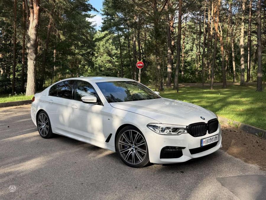 White BMW 540 2018 in Kaunas, with an engine capacity of 2.99 L and mileage of 169 thousand km for 28500 €, photo 1 on AUTOMOTO.COM.LV