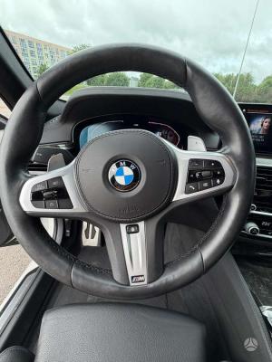 Balts BMW 540 2020 Šauļi, ar dzinēja tilpumu 3.00 L un nobraukumu 131 tūkst. km par 34999 €, foto 9 vietnē AUTOMOTO.COM.LV