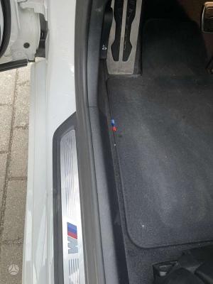 White BMW 540 2020 in Siauliai, with an engine capacity of 3.00 L and mileage of 135 thousand km for 27600 €, photo 20 on AUTOMOTO.COM.LV