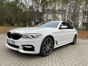 White BMW 540 2020 in Siauliai, with an engine capacity of 3.00 L and mileage of 135 thousand km for 27600 €, photo 26 on AUTOMOTO.COM.LV