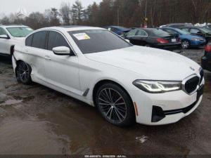 Balts BMW 540 2022 Klaipėda, ar dzinēja tilpumu 3.00 L un nobraukumu 73 tūkst. km par 18200 €, foto  vietnē AUTOMOTO.COM.LV
