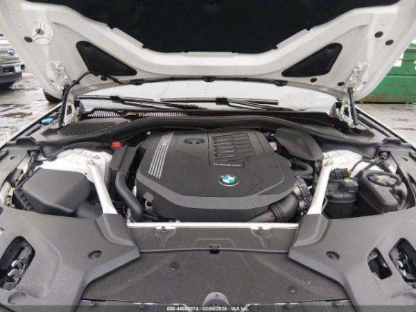 White BMW 540 2022 in Klaipeda, with an engine capacity of 3.00 L and mileage of 73 thousand km for 18200 €, photo 10 on AUTOMOTO.COM.LV