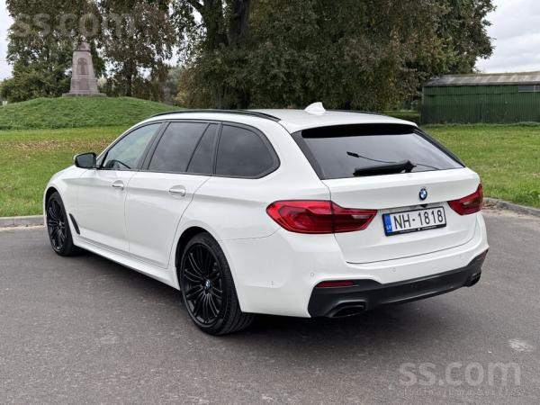 White BMW 540 2017 in Riga, with an engine capacity of 3.00 L and mileage of 0 thousand km for 21950 €, photo 5 on AUTOMOTO.COM.LV