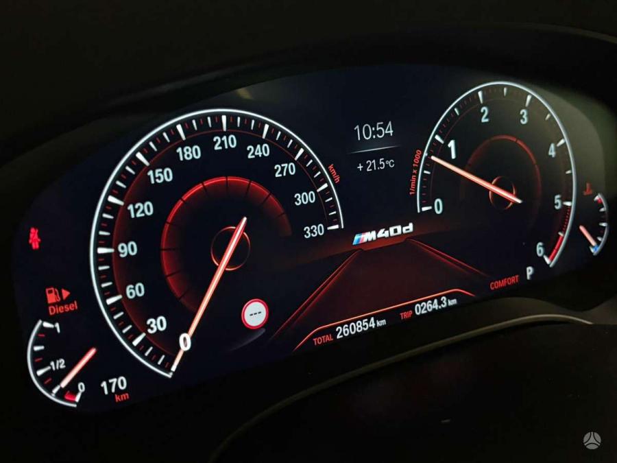 White BMW 540 2018 in Marijampole, with an engine capacity of 2.99 L and mileage of 261 thousand km for 23999 €, photo 12 on AUTOMOTO.COM.LV