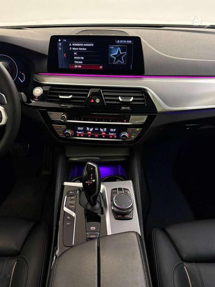 White BMW 540 2018 in Marijampole, with an engine capacity of 2.99 L and mileage of 261 thousand km for 23999 €, photo 24 on AUTOMOTO.COM.LV
