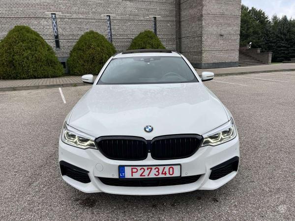 White BMW 540 2018 in Alytus, with an engine capacity of 3.00 L and mileage of 290 thousand km for 18950 €, photo 3 on AUTOMOTO.COM.LV