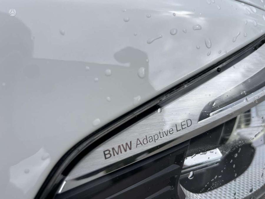 White BMW 540 2018 in Alytus, with an engine capacity of 3.00 L and mileage of 290 thousand km for 18950 €, photo 16 on AUTOMOTO.COM.LV