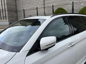 White BMW 540 2018 in Alytus, with an engine capacity of 3.00 L and mileage of 290 thousand km for 18950 €, photo 19 on AUTOMOTO.COM.LV
