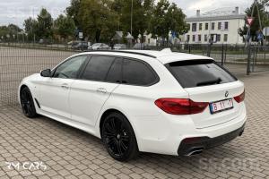 White BMW 540 2018 in Jelgava, with an engine capacity of 3.00 L and mileage of 0 thousand km for 19900 €, photo 8 on AUTOMOTO.COM.LV
