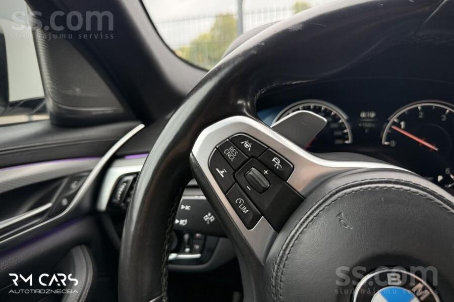 White BMW 540 2018 in Jelgava, with an engine capacity of 3.00 L and mileage of 0 thousand km for 19900 €, photo 24 on AUTOMOTO.COM.LV