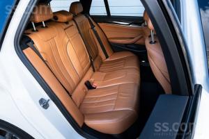 Balts BMW 540 2018 Rīga, ar dzinēja tilpumu 3.00 L un nobraukumu 177 tūkst. km par 24950 €, foto 8 vietnē AUTOMOTO.COM.LV