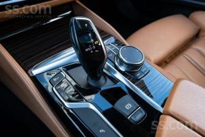 Balts BMW 540 2018 Rīga, ar dzinēja tilpumu 3.00 L un nobraukumu 177 tūkst. km par 24950 €, foto 15 vietnē AUTOMOTO.COM.LV