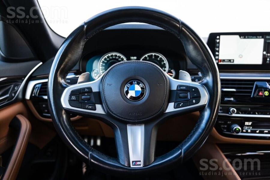 Balts BMW 540 2018 Rīga, ar dzinēja tilpumu 3.00 L un nobraukumu 177 tūkst. km par 24950 €, foto 26 vietnē AUTOMOTO.COM.LV