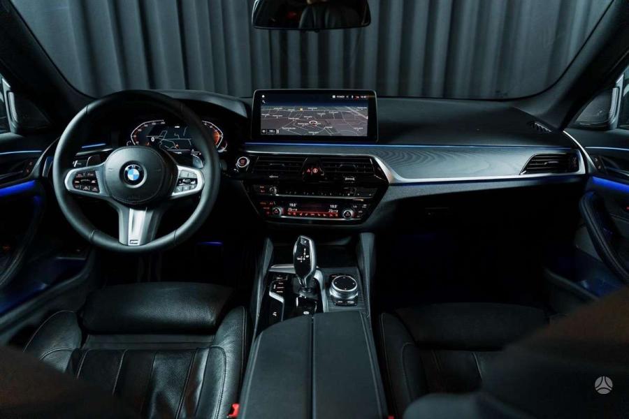 Balts BMW 540 2022 Viļņa, ar dzinēja tilpumu 2.99 L un nobraukumu 105 tūkst. km par 39500 €, foto 20 vietnē AUTOMOTO.COM.LV