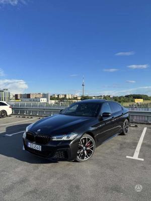 Черный БМВ 545 2020 в Вильнюс, объемом двигателя 3.00 л и пробегом 100 тыс. км за 44000 €, фото  на AUTOMOTO.COM.LV