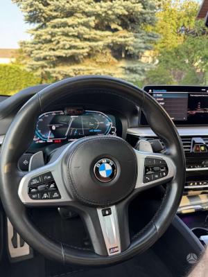 Black BMW 545 2020 in Vilnius, with an engine capacity of 3.00 L and mileage of 100 thousand km for 44000 €, photo 28 on AUTOMOTO.COM.LV
