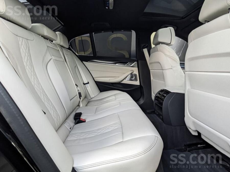 Melns BMW 545 2021 Tukums, ar dzinēja tilpumu 3.00 L un nobraukumu 124 tūkst. km par 44990 €, foto 9 vietnē AUTOMOTO.COM.LV
