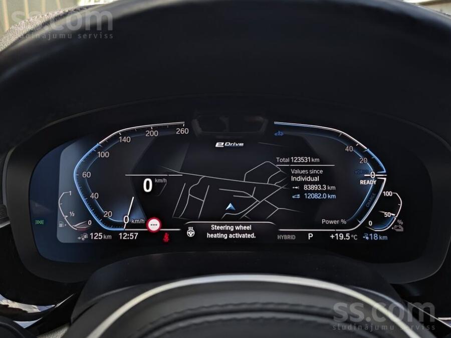 Melns BMW 545 2021 Tukums, ar dzinēja tilpumu 3.00 L un nobraukumu 124 tūkst. km par 44990 €, foto 15 vietnē AUTOMOTO.COM.LV