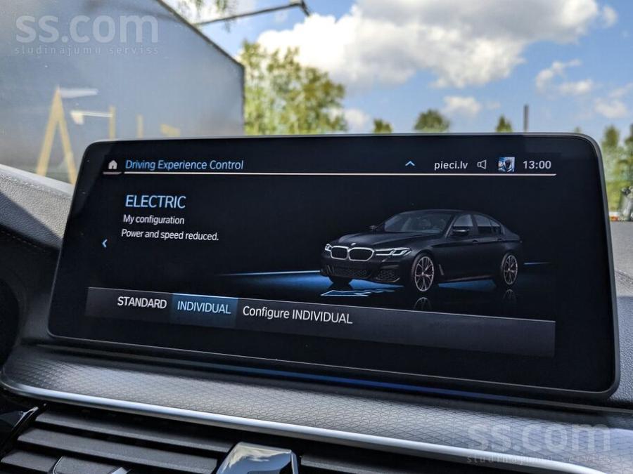 Melns BMW 545 2021 Tukums, ar dzinēja tilpumu 3.00 L un nobraukumu 124 tūkst. km par 44990 €, foto 23 vietnē AUTOMOTO.COM.LV