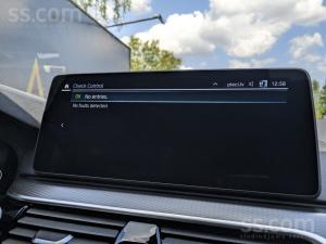 Melns BMW 545 2021 Tukums, ar dzinēja tilpumu 3.00 L un nobraukumu 124 tūkst. km par 44990 €, foto 29 vietnē AUTOMOTO.COM.LV