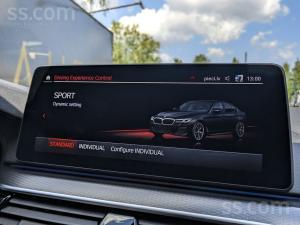 Melns BMW 545 2021 Tukums, ar dzinēja tilpumu 3.00 L un nobraukumu 124 tūkst. km par 44990 €, foto 36 vietnē AUTOMOTO.COM.LV