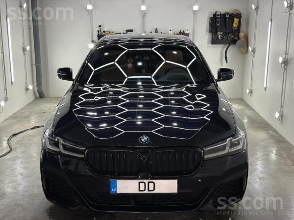 Melns BMW 545 2022 Rīga, ar dzinēja tilpumu 3.00 L un nobraukumu 89 tūkst. km par 42900 €, foto 6 vietnē AUTOMOTO.COM.LV