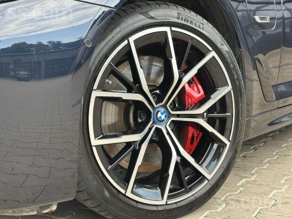 Melns BMW 545 2022 Rīga, ar dzinēja tilpumu 3.00 L un nobraukumu 89 tūkst. km par 42900 €, foto 7 vietnē AUTOMOTO.COM.LV