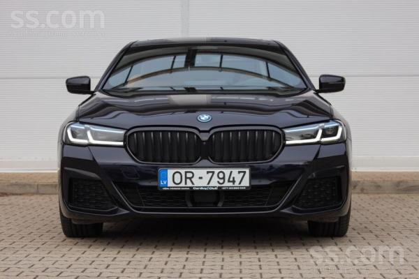 Melns BMW 545 2022 Rīga, ar dzinēja tilpumu 3.00 L un nobraukumu 89 tūkst. km par 41995 €, foto 5 vietnē AUTOMOTO.COM.LV