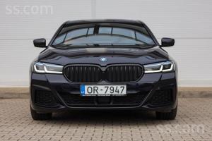 Melns BMW 545 2022 Rīga, ar dzinēja tilpumu 3.00 L un nobraukumu 89 tūkst. km par 41995 €, foto 5 vietnē AUTOMOTO.COM.LV